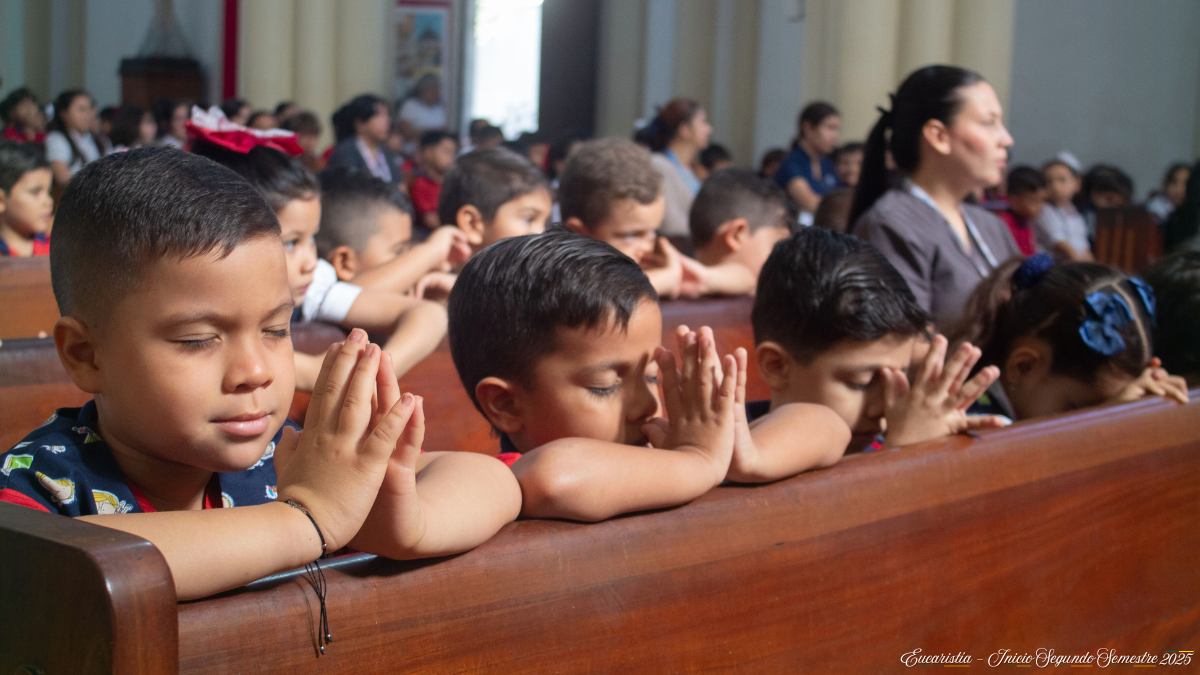 Virrey Solís en oración: Eucaristía Inicio del Segundo Semestre 2025